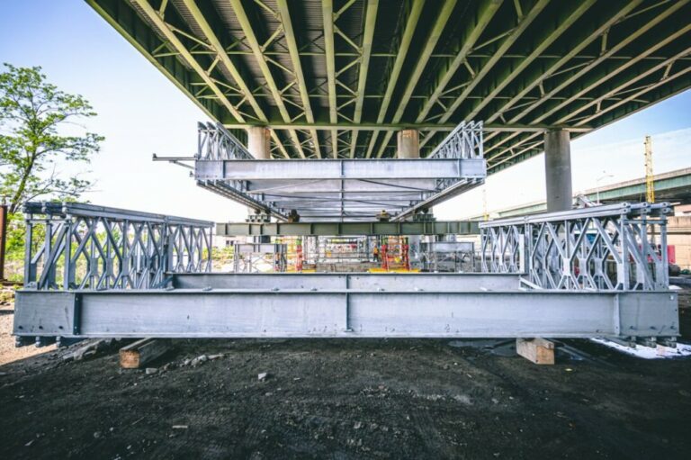 Bruckner Expressway over Westchester Creek (Unionport Bridge) - The ...