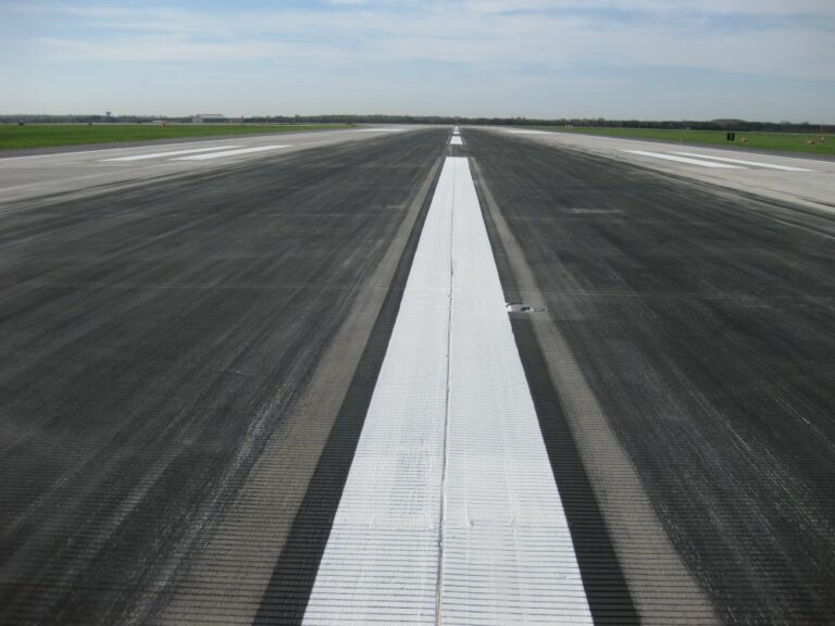 Dulles International Airport 4th Runway Earthwork & Paving - The Lane ...